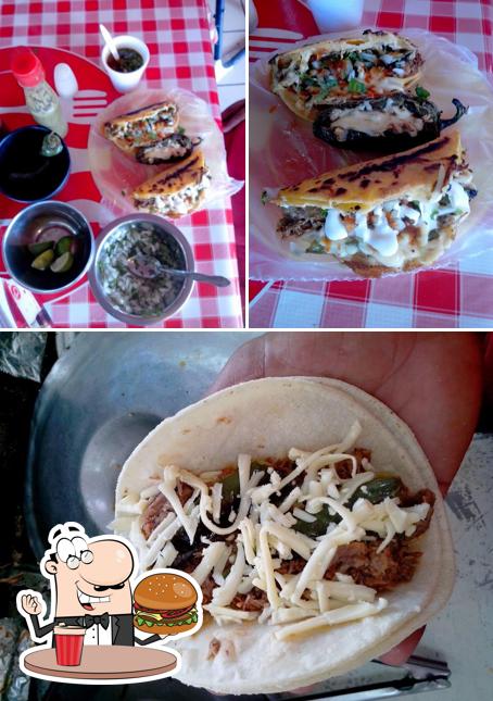 Restaurante Tacos De Birria "El Bigotes", Los Mochis - Opiniones del ...
