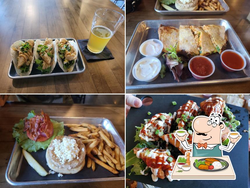 Twigg's Bar & Grill in Lakeshore - Restaurant menu and reviews
