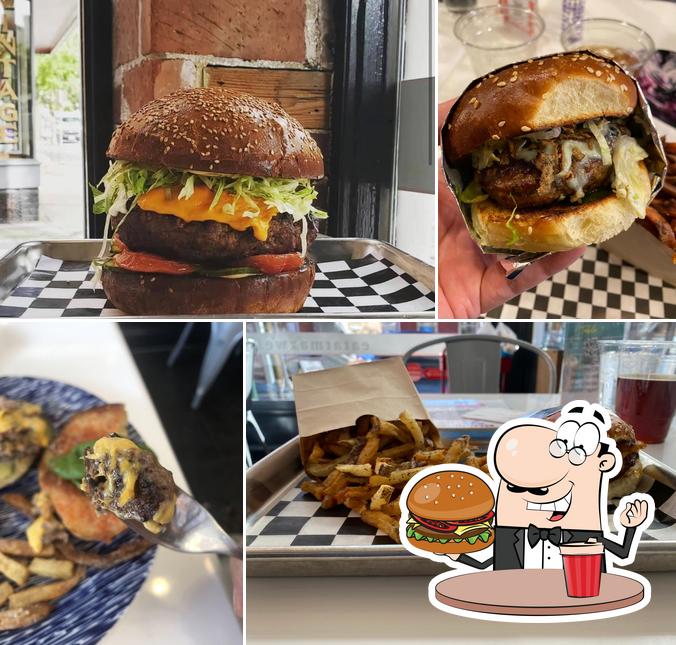 Maxwell's Burgers & Shakes in Frederick - Restaurant reviews