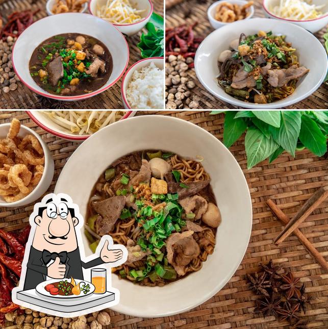 Aunt Pai Noodles restaurant, Hua Hin - Restaurant reviews