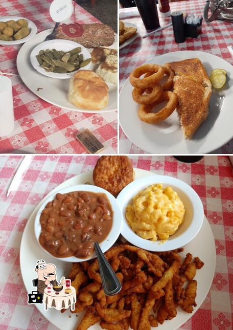 The Country Kitchen on Main, Crossville - Restaurant menu, prices and ...