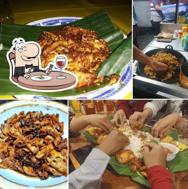 Nasi Goreng Babat Pak Warsito restaurant, Madiun - Restaurant reviews
