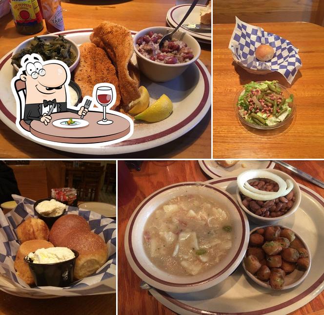 Dixie Cafe, 2861 Bartlett Blvd in Memphis - Restaurant menu and reviews
