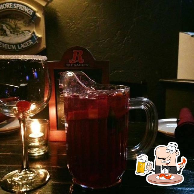 Split Crow Pub & Grill, Sackville - Restaurant menu, prices and reviews
