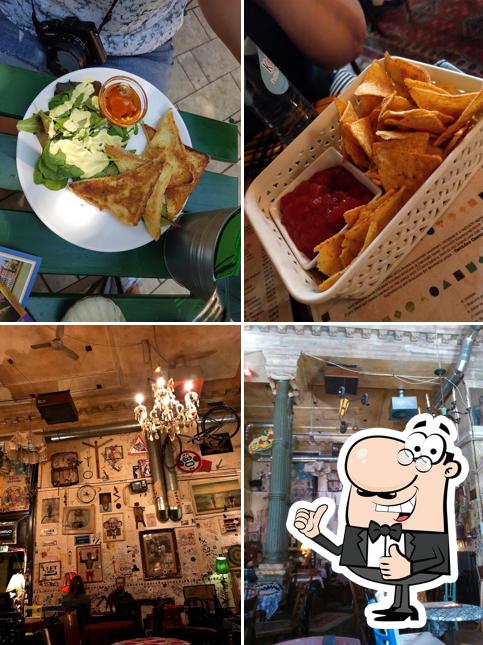 Csendes Létterem - Vintage Bar & Café, Budapest - Restaurant reviews