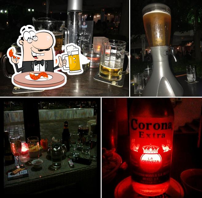 Azucar Cafe Bar, Karlovasi - Restaurant reviews