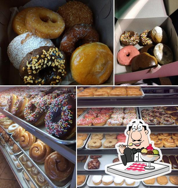 Best Donuts in Phoenix - Restaurant menu and reviews