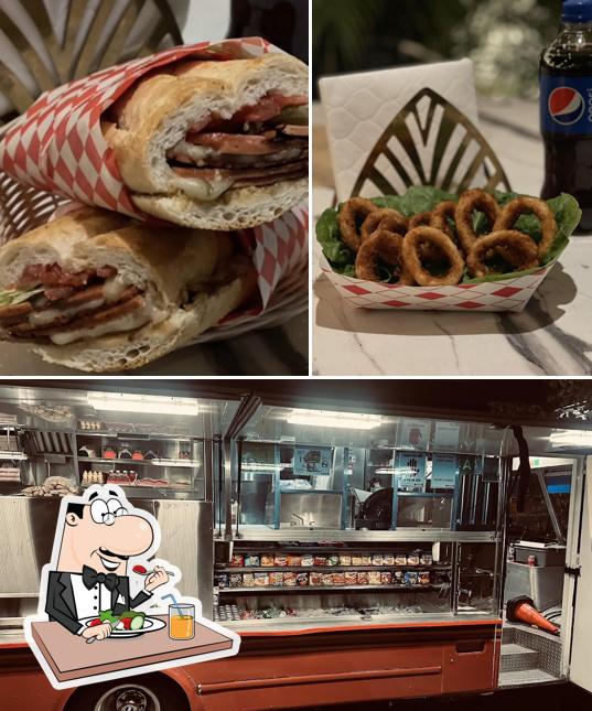 Foodaholic inc in Los Angeles - Restaurant reviews