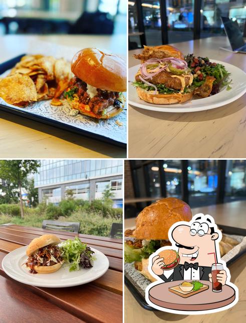 Best restaurants in Bakery Square Mall - Restaurant Guru