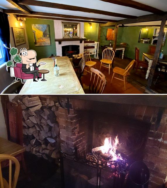 The Gallipot Inn, Hartfield - Restaurant menu, prices and reviews