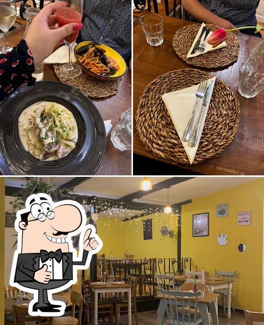 Al Sorriso Italian Bistro And Pizzeria in Wolverhampton - Restaurant ...