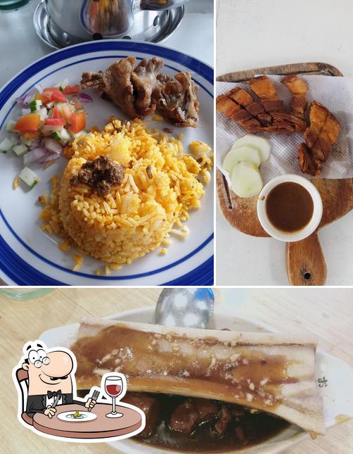 Tagpuan, Marulas, Valenzuela - Restaurant menu, prices and reviews