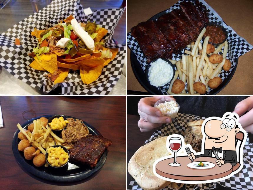 Checkered Pig BBQ & Ribs in Martinsville - Restaurant menu and reviews