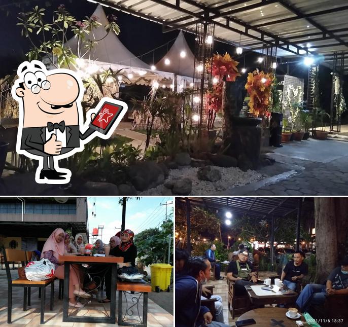BaseCamp Cafe, Bandung - Restaurant reviews