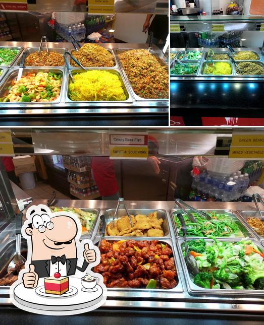 Famous Wok, Calgary - Menú del restaurante, precios y reseñas