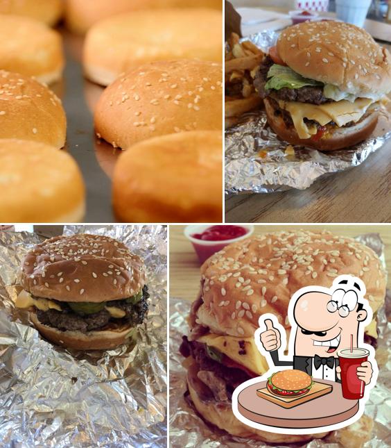 Top 7 restaurants with hot dogs in Columbia, Missouri, september 2025 ...