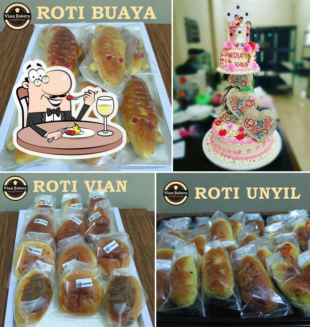 VIAN BAKERY CAFE, Widasari - Restaurant reviews