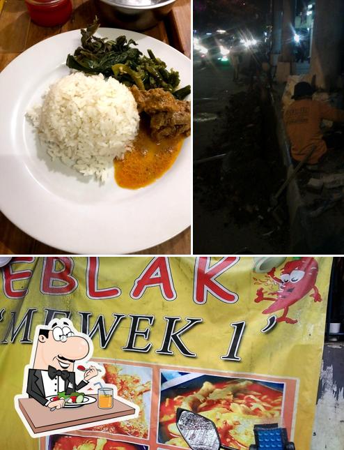 Sinar Tanjung Raya Malam Restaurant, Central Jakarta, Jl. Letjen ...