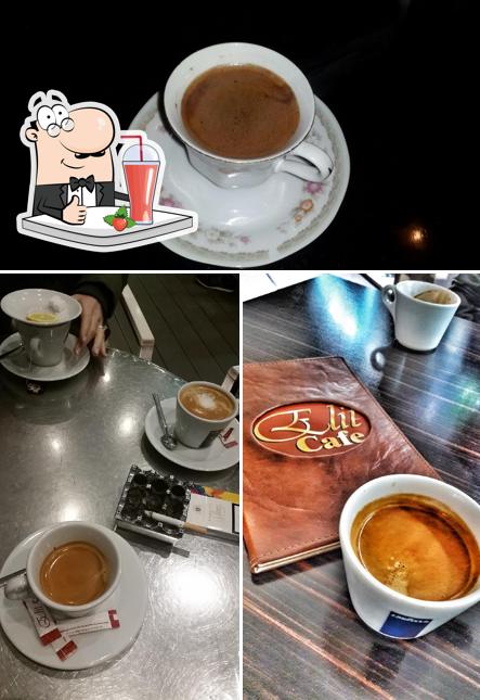 Elit Cafe, Istanbul, Arpacı Sk. No:36 - Restaurant reviews