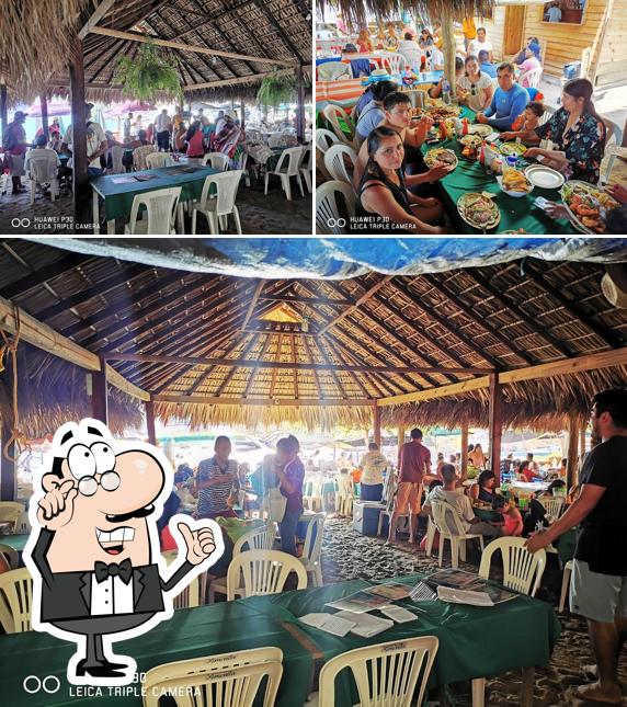 Restaurant-Bar La Palapa Del Chacal, Puerto Escondido - Restaurant menu ...
