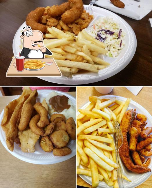 Mac's Fish & Chicken, 2399 W Roosevelt Blvd in Monroe - Restaurant menu ...
