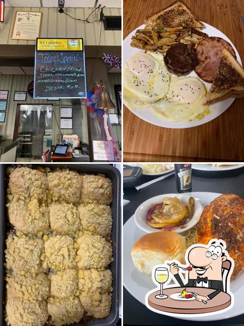 The Biscuit Barn in Sinton - Restaurant menu and reviews