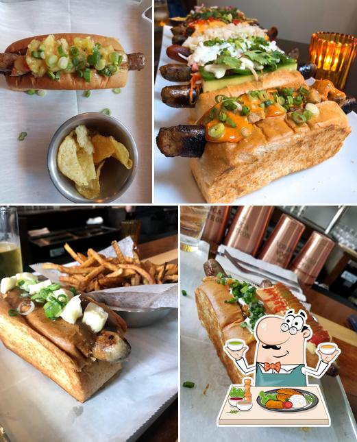 Destination Dogs in Philadelphia - Restaurant menu and reviews