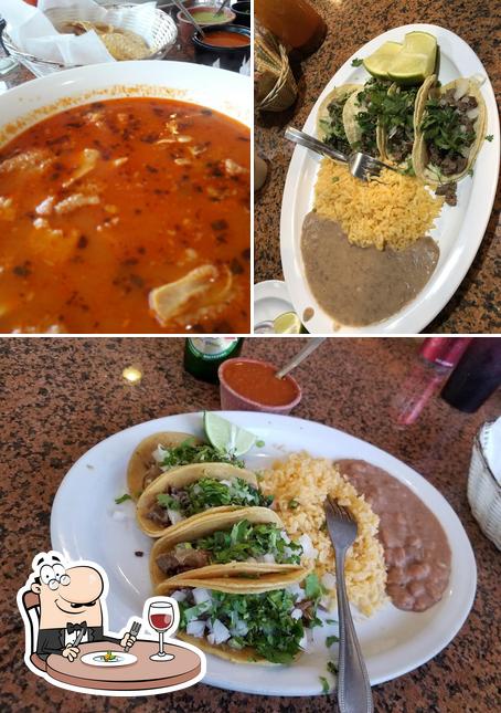 La Original, 1011 E Pioneer Pkwy in Arlington - Restaurant reviews