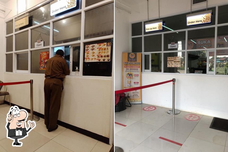 HokBen kitchen Gunung Putri Bogor restaurant, Индонезия - Restaurant ...