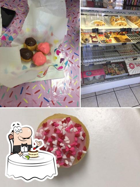 DONUT QUEEN, Plano - Restaurant menu, prices and reviews