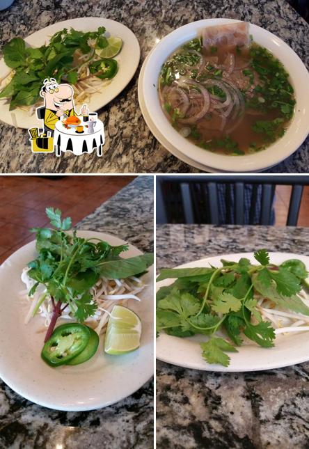 Phở Apple, 5930 W Park Blvd #400 in Plano - Restaurant menu and reviews