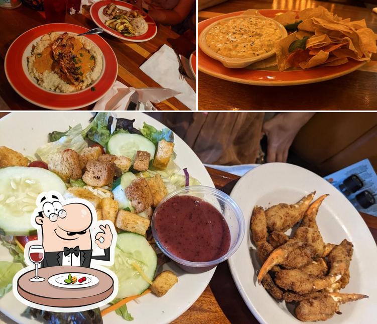 Surf Hut in Destin - Restaurant menu and reviews