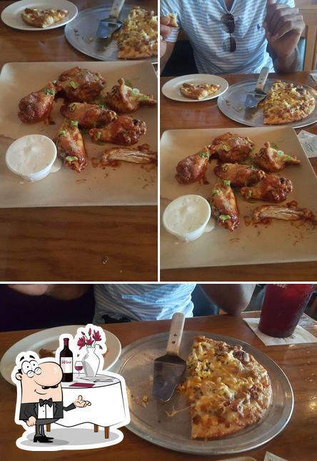 Slyce Pizza Kitchen, 1551 3rd St SW in Winter Haven - Restaurant menu ...
