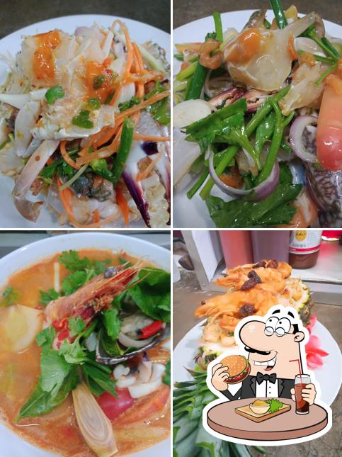 Nongying Thai food (Kathu Waterfall ) restaurant, Kamala - Restaurant ...