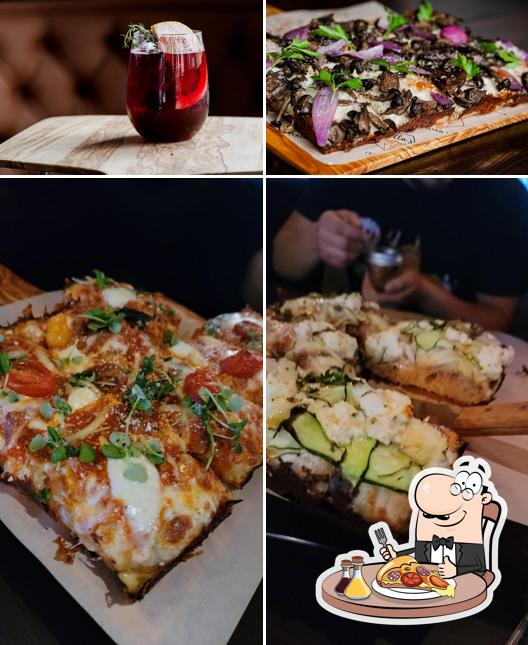Ella's Italian Pub in Geneva - Restaurant menu and reviews