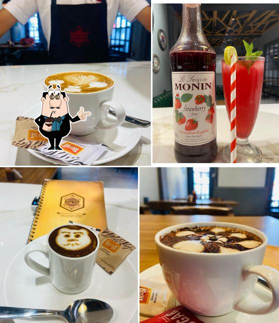 The District cafe, India - Restaurant reviews