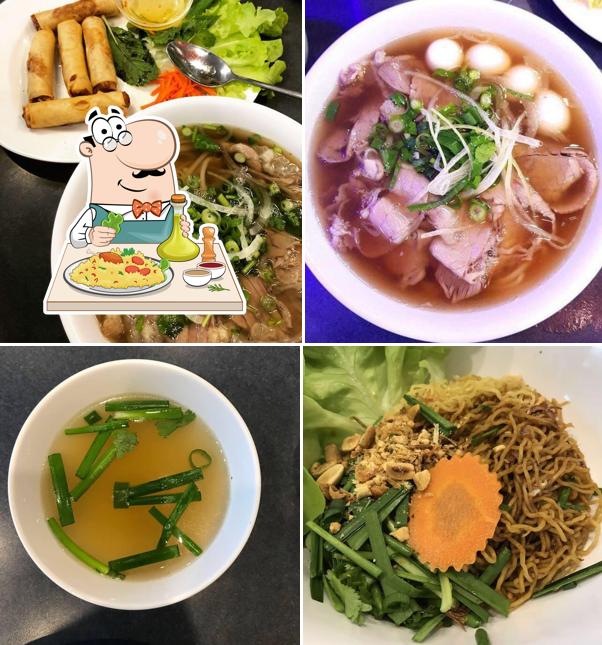Top 5 restaurants with seafood noodles in Bankstown, october 2024 ...