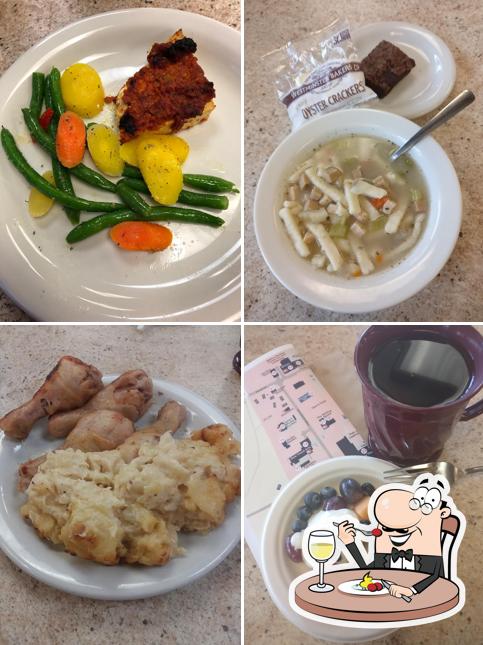 Stone Cafeteria in Interlochen - Restaurant reviews