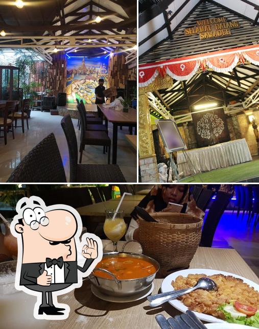 Restaurante Rumah Makan Handayani Indo-Thai, Surabaya, Jl. Raya Prapen ...