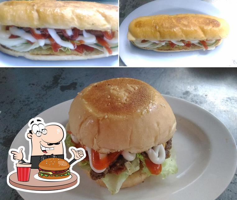 Sphinx Kebab Legenda Wisata, Depok - Restaurant reviews