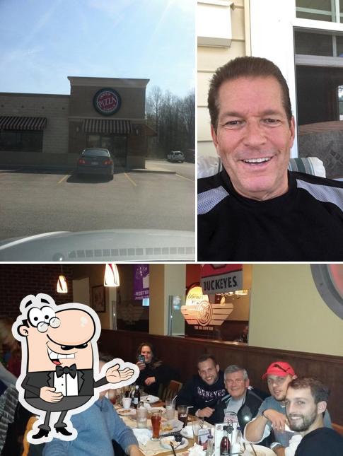 Inner Circle Pizza Canfield, 6579 Ironwood Blvd in Canfield ...