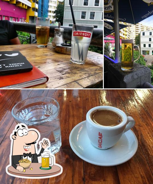 Cafe am Kotti, Berlin - Restaurant reviews