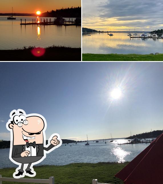 Islander Bar and Grill, Lopez Island - Restaurant menu, prices and reviews