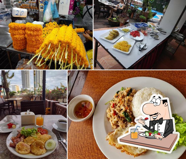 New Siam Riverside, Bangkok - Restaurant menu, prices and reviews