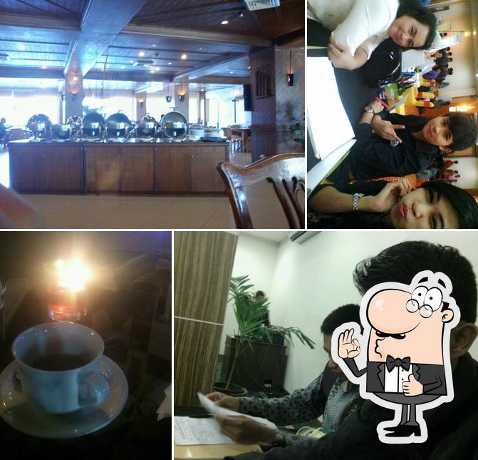 Hotel Mutiara Merdeka pub & bar, Pekanbaru - Restaurant reviews