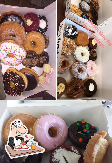 Jupiter Donuts Royal Palm, Royal Palm Beach - Restaurant menu, prices ...