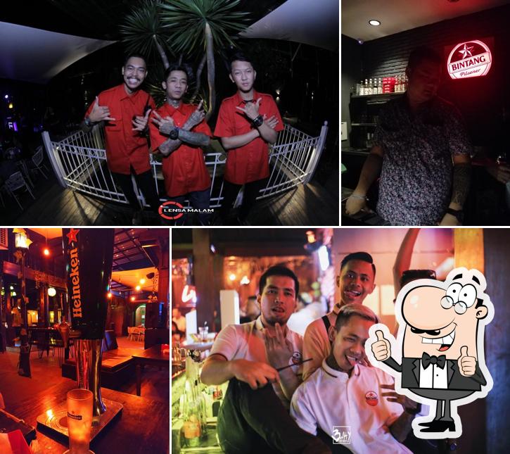 Loading Resto & Lounge pub & bar, Malang - Restaurant reviews