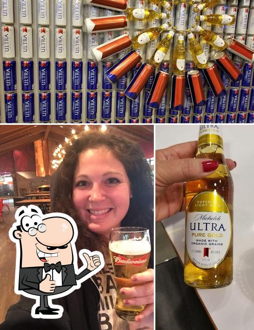 Cheers Bar - Budweiser Factory in Fort Collins - Restaurant reviews