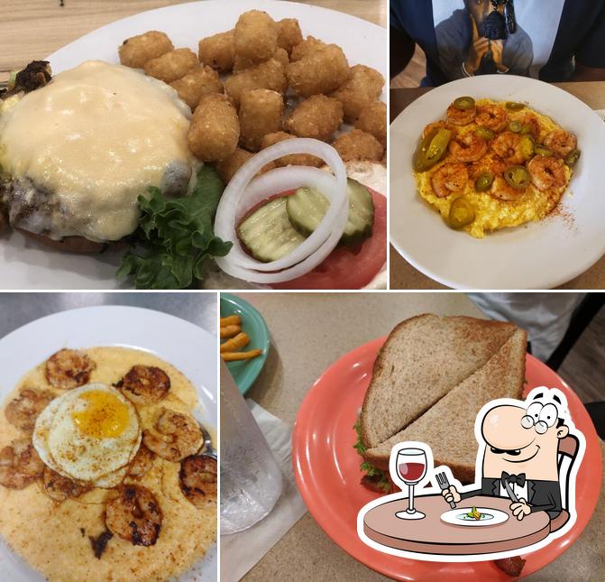 Famous Mike's of Macon, Macon - Restaurant menu, prices and reviews