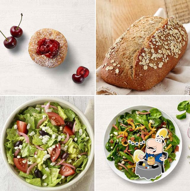 Best restaurants in Coliseum Crossing Mall - Restaurant Guru